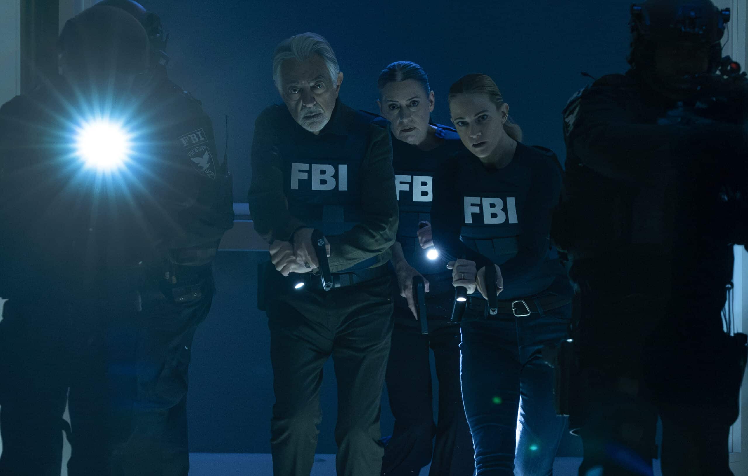 Criminal Minds Evolution (3x09) CollateRal Review